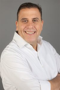 Biografía - SIEMPRE ASÍ